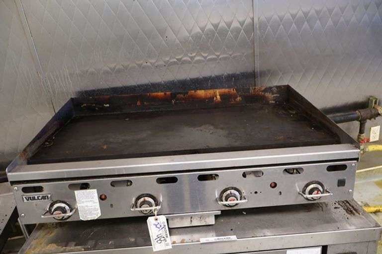 Vulcan MSA48-101 gas 48" flat grill - Backes Commercial Auctioneers