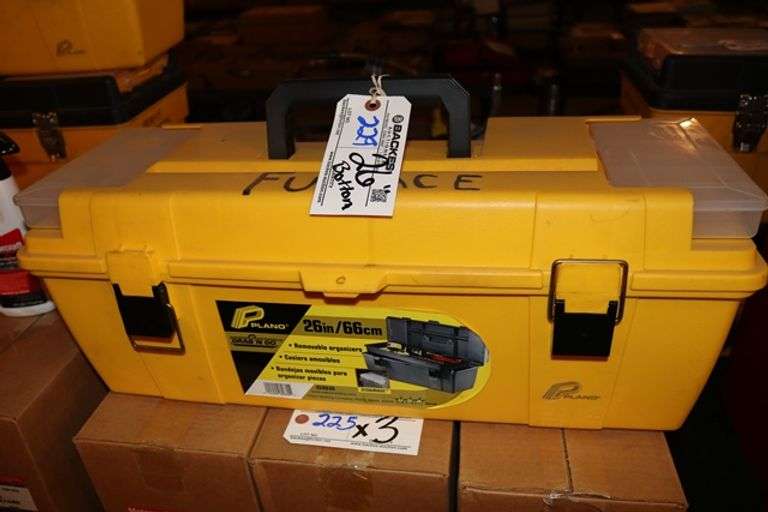 Plano 26" plastic carry tool box - Backes Commercial Auctioneers
