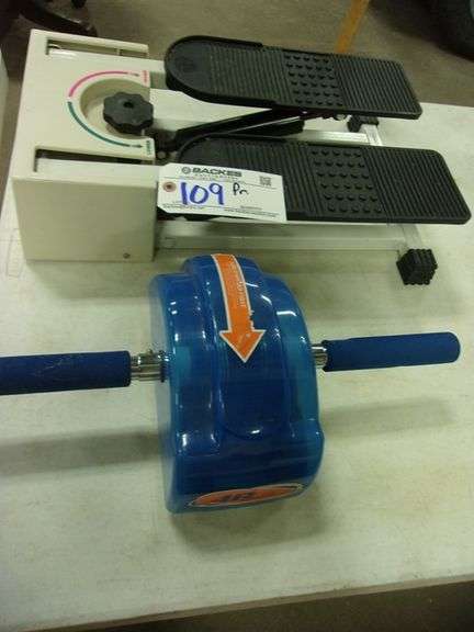 Pair of exercise units - Backes Commercial Auctioneers