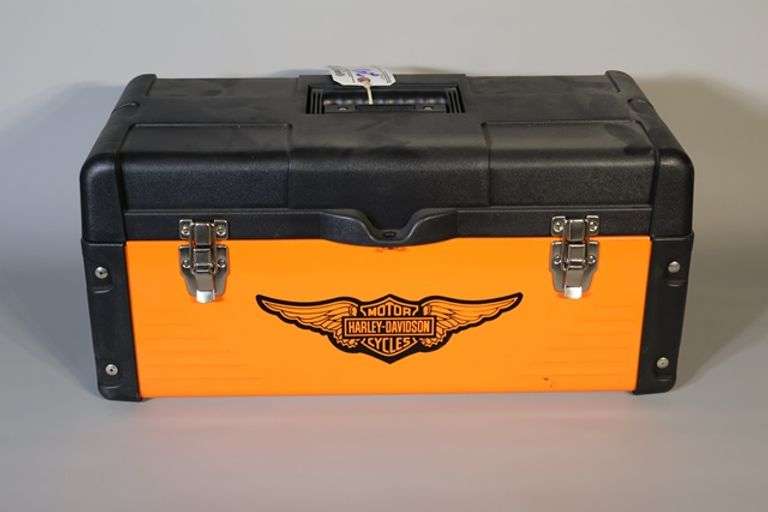 Harley Davidson 22" plastic tool box - Backes Commercial Auctioneers