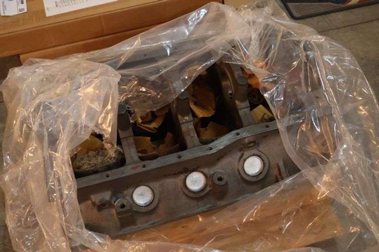 New in crate - Ford M-6010-A50 - 5.0L SVO bare engine block - Backes ...