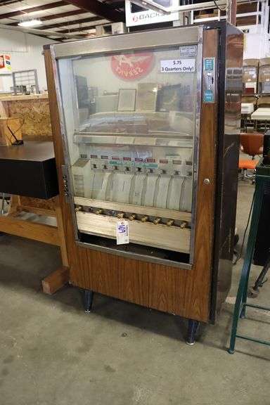 Vintage 8 product pull knob vending machine - no keys - untested ...