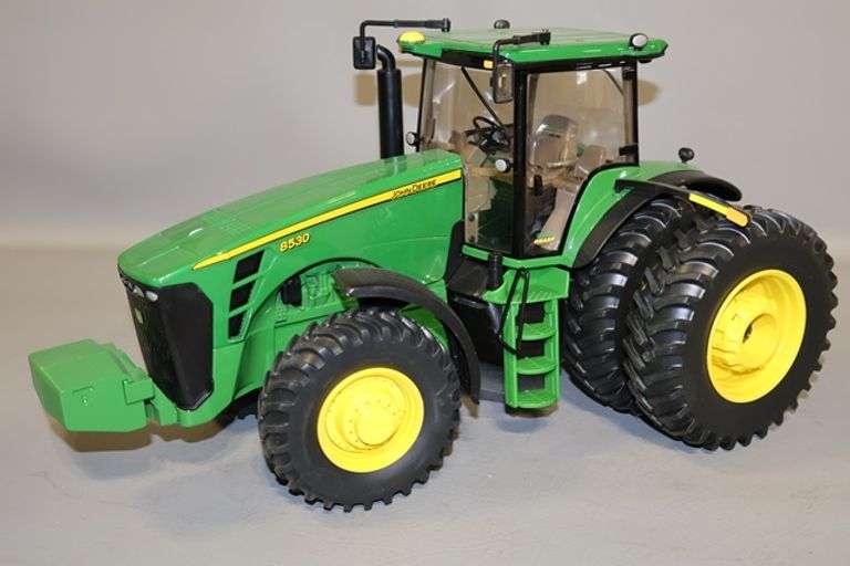 2005 RC2 / Ertl 1/16 scale John Deere 8530 tractor w/ box - Backes ...