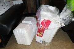 Sleeve of Hefty foam hinged to go containers - Backes Commercial ...