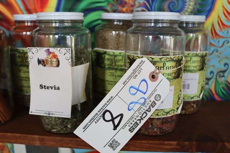 Times 8 - Jars of Wonderland Hypothecary Inventory - see pictures ...