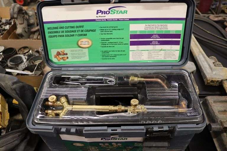 ProStar welding & cutting gauge set w/ torch kit - Backes Commercial Auctioneers