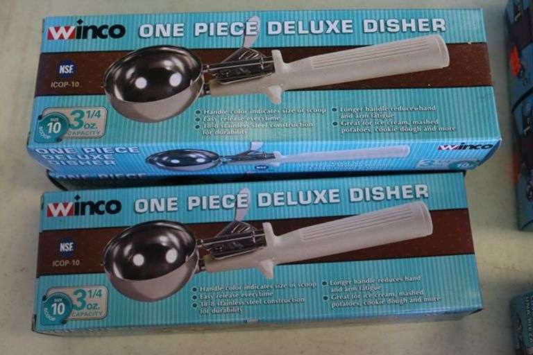 Times 4 - Winco 3 1/4 oz. dippers - Backes Commercial Auctioneers
