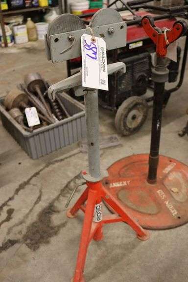 Ridgid adjustable roller stand - Backes Commercial Auctioneers