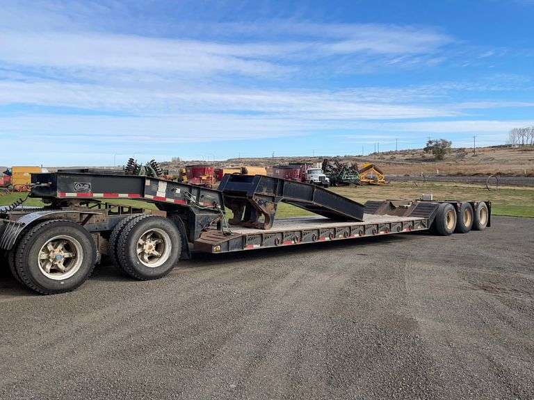 2005 Witzco RG50 Lowboy Trailer - Booker Auction Company