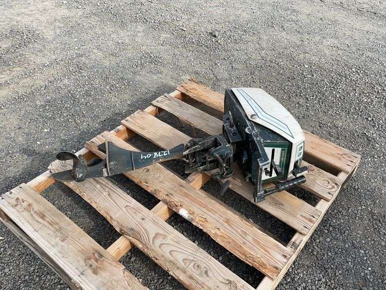 Ted Williams Antique Outboard Motor - Booker Auction Company