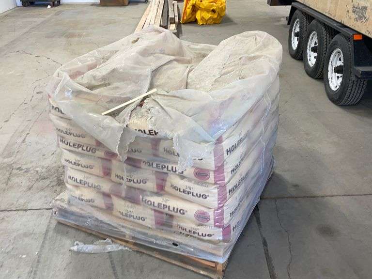 Holeplug 3/8” Sodium Bentonite 50 Lb Bags - Booker Auction Company