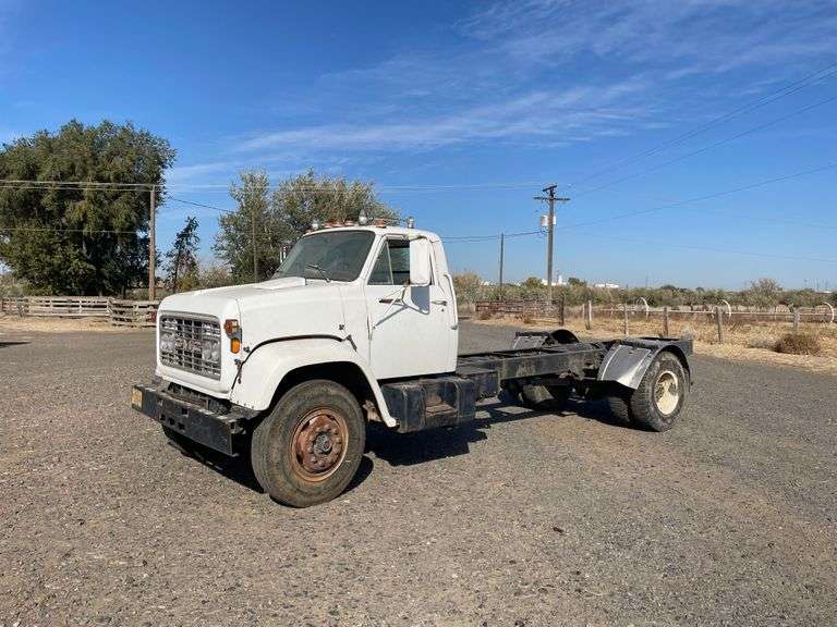 1980 GMC 8000 Cab & Chassis Truck - Booker Auction Company