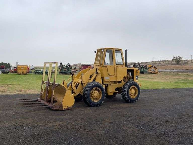 Caterpillar 920 Loader - Booker Auction Company