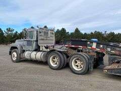 1987 Mack R688ST Truck Tractor - Booker Auction Company