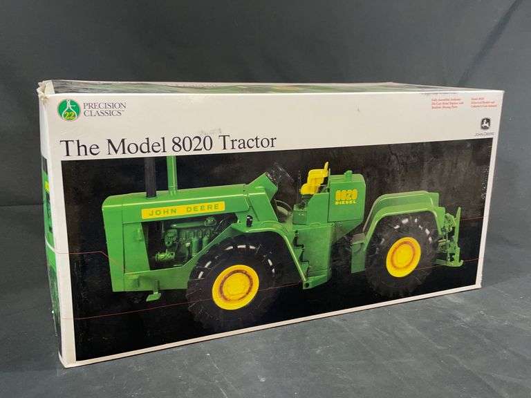 John Deere Model 8020 Toy Tractor - Booker Auction Company