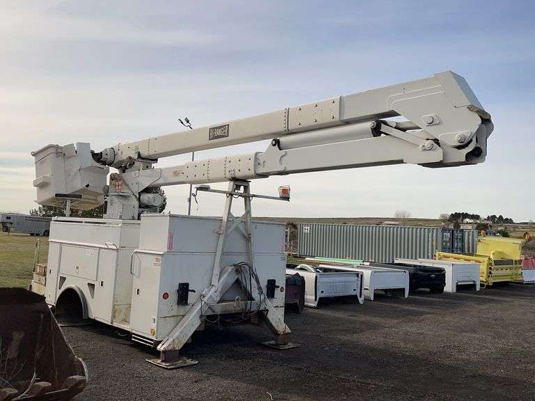 2002 Terex Telelect Hi Ranger Service Body - Booker Auction Company