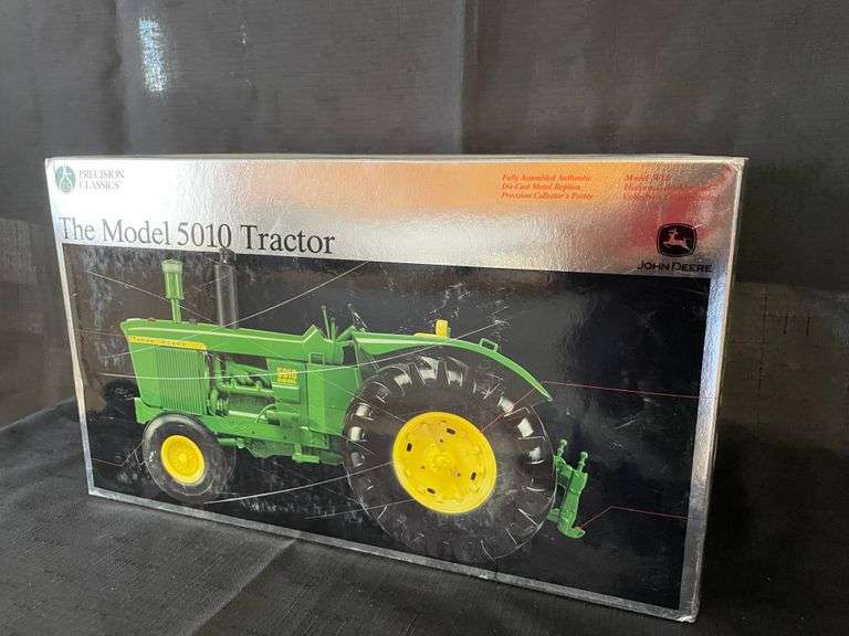 John Deere Model 5010 Tractor - Booker Auction Company