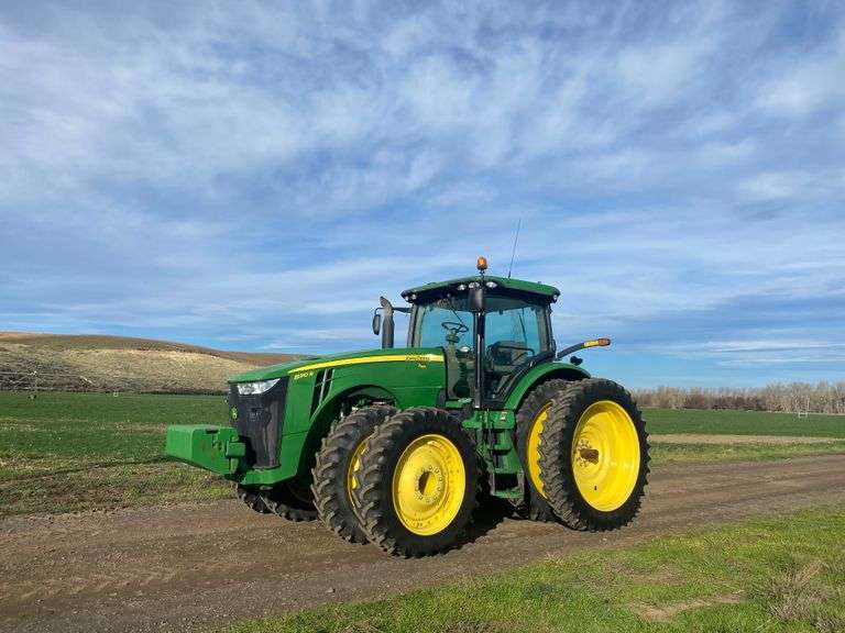 John Deere 8310R Tractor - Booker Auction Company