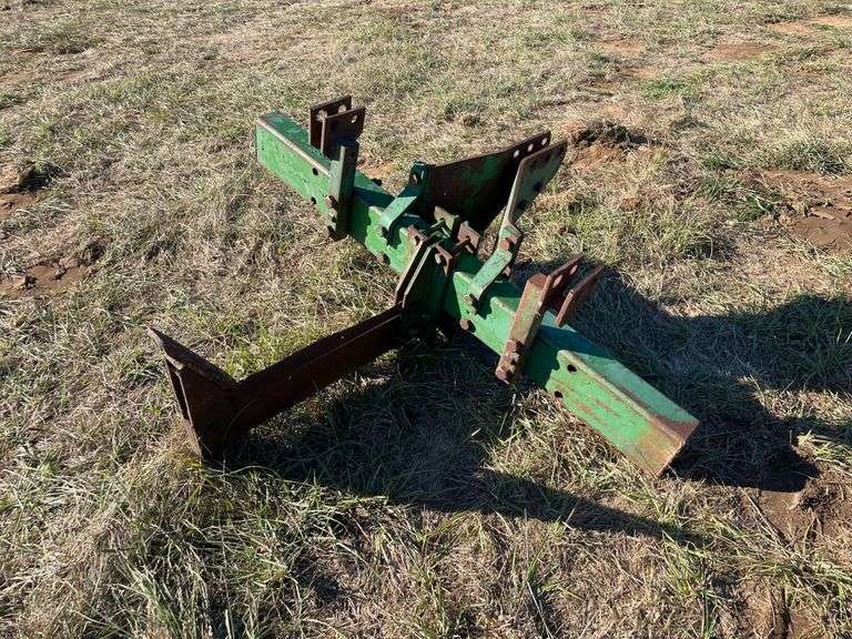 John Deere 2 Shank Ripper - Booker Auction Company