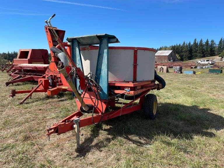 Kidd Farm Big Bale Chopper - Booker Auction Company