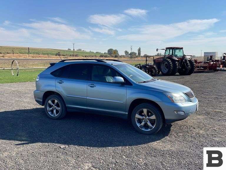2005 Lexus RX330 SUV - Booker Auction Company