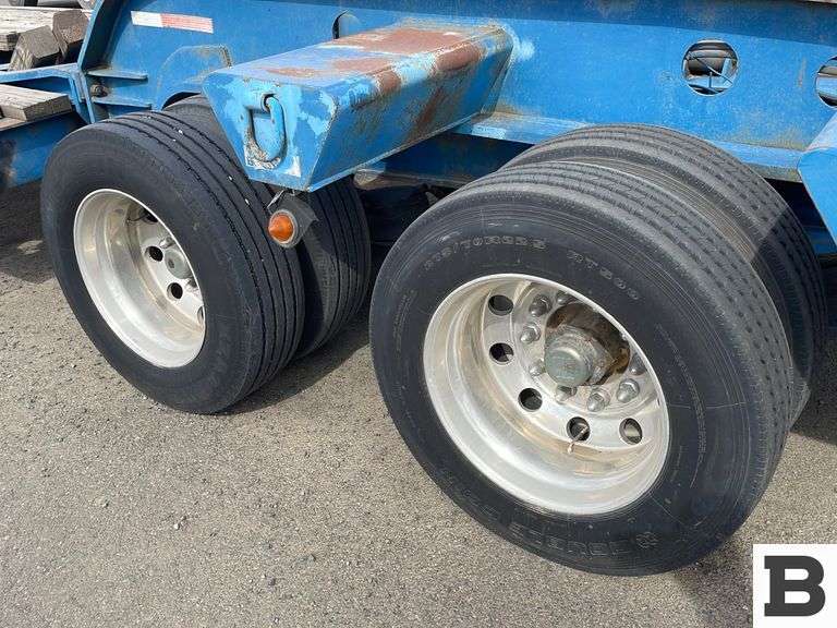 1996 Aspen Tandem Axle Booster - Booker Auction Company