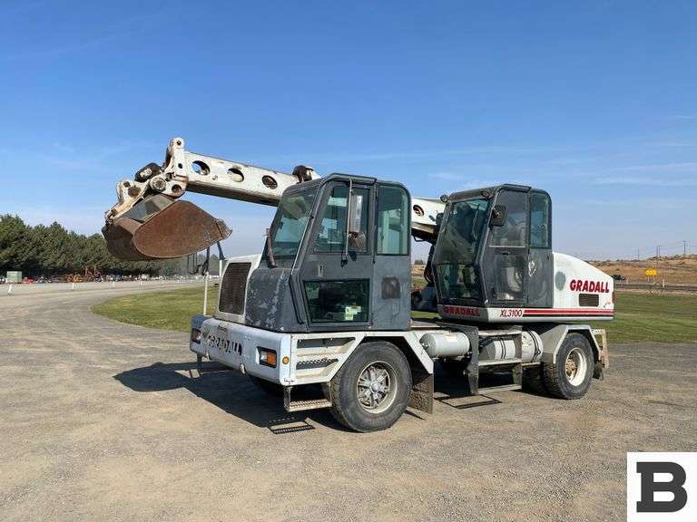 2001 Gradall XL3100 Excavator - Booker Auction Company