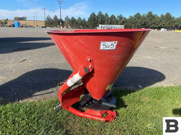 Behlen 3PT Fertilizer Spreader - Booker Auction Company