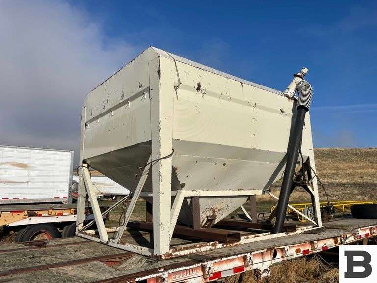 Seed Tender Box - Booker Auction Company