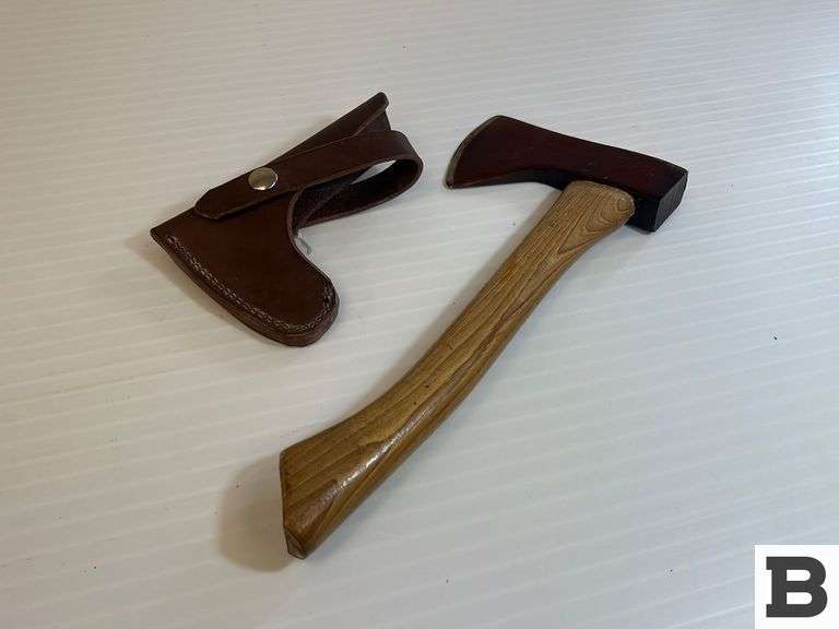 Norlund Hatchet - Booker Auction Company