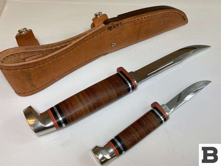 Case XX 00372 Twin Finn Knives - Booker Auction Company