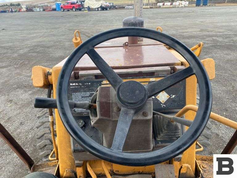 Case 580K Backhoe - Booker Auction Company