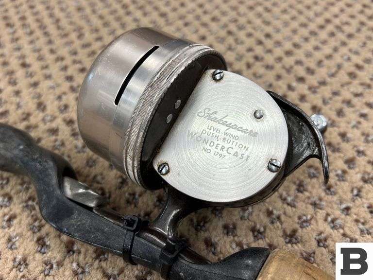 Shakespeare Level Wind Reel , Vintage Metal Reel & Rod Set Childs Pole ...