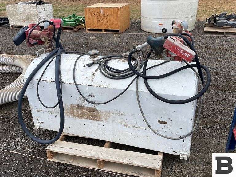 Dual Compartment Fuel Tank - Booker Auction Company
