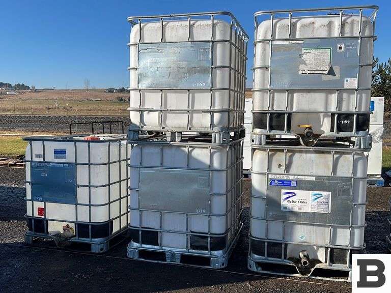 275 Gallon Plastic Shuttle Totes - Booker Auction Company