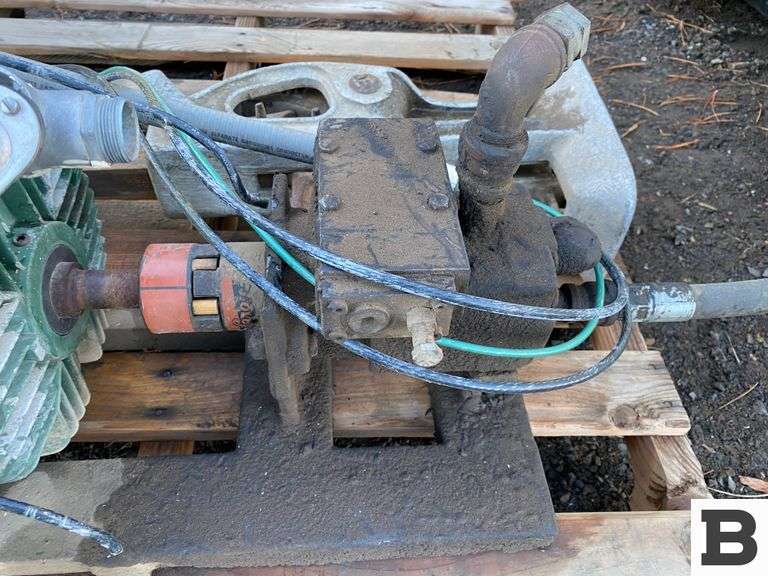 Dayton Electric Motor, Hydraulic Pump, 15 Ton Jack - Booker Auction Company