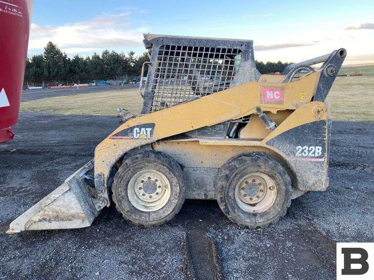 Caterpillar 232B Skid Steer - Booker Auction Company