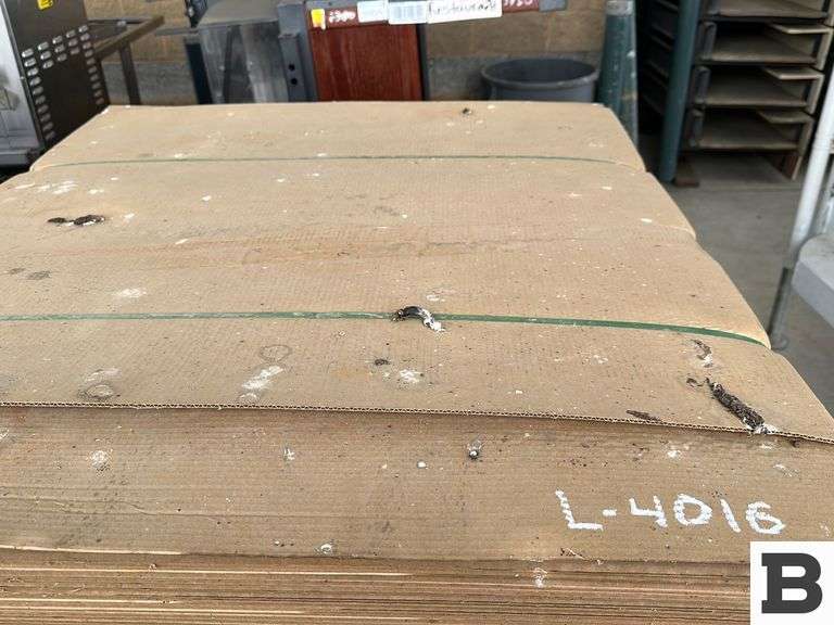40"x48" Cardboard Sheets - Booker Auction Company