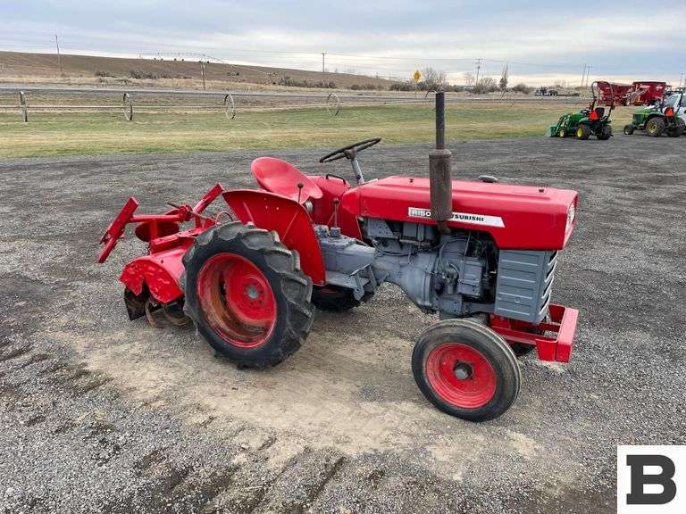 Mitsubishi R1500 Tractor - Booker Auction Company
