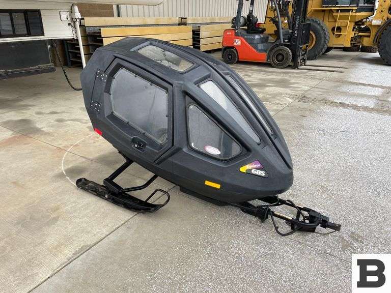Equinox 685 Snowcoach - Booker Auction Company