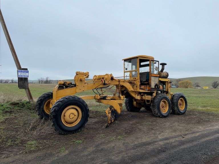 Adams 550 Motor Grader - Booker Auction Company