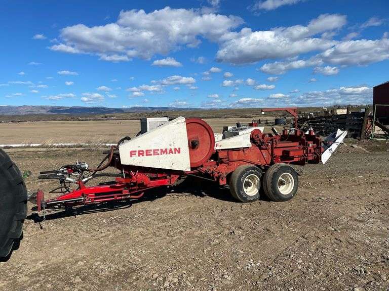 Freeman 330W Baler - Booker Auction Company