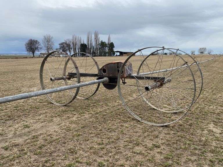 Irrigation Wheel line - Booker Auction Company