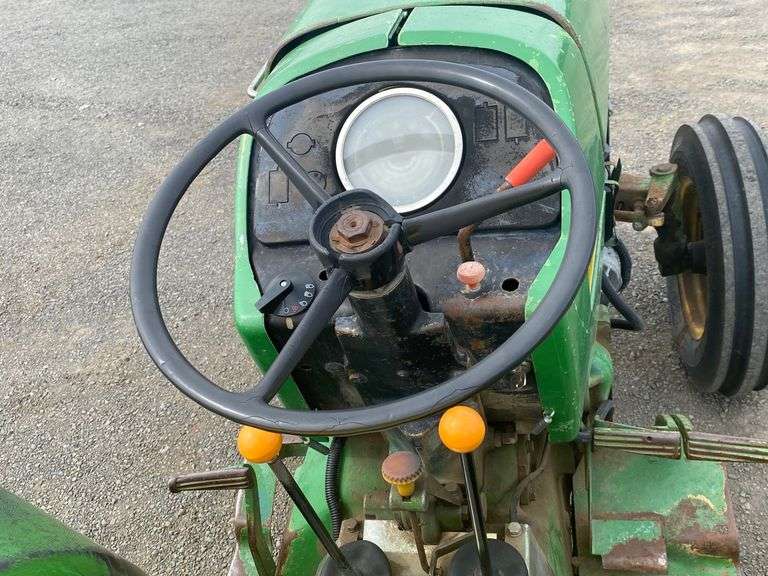 John Deere 2255 Tractor - Booker Auction Company