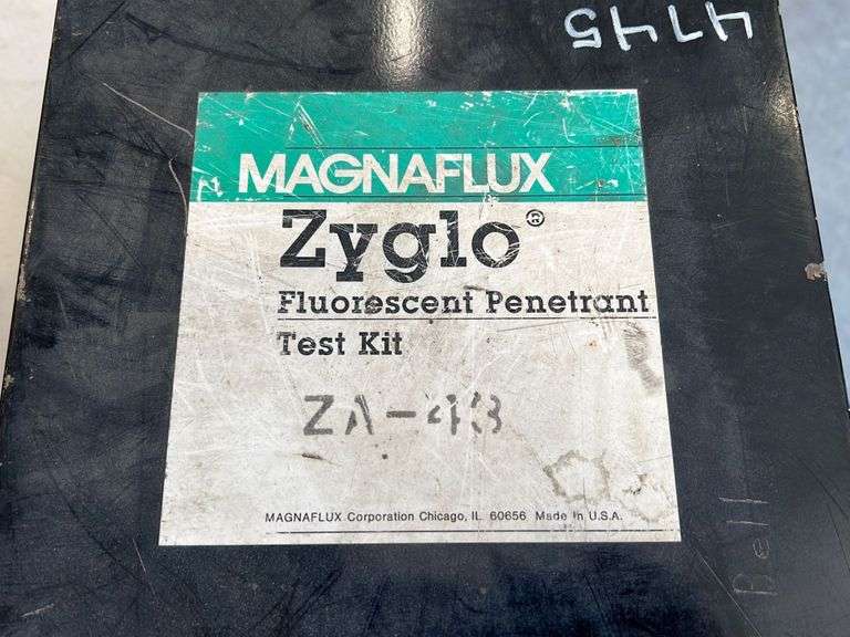 Magnaflux Fluorescent Penetrant Test Kit - Booker Auction Company