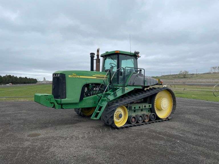 2002 John Deere 9520T Tractor - Booker Auction Company