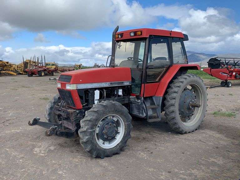 1990 Case IH 5130 Tractor - Booker Auction Company