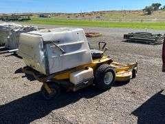Walker MCGHS Riding Lawn Mower - Booker Auction Company