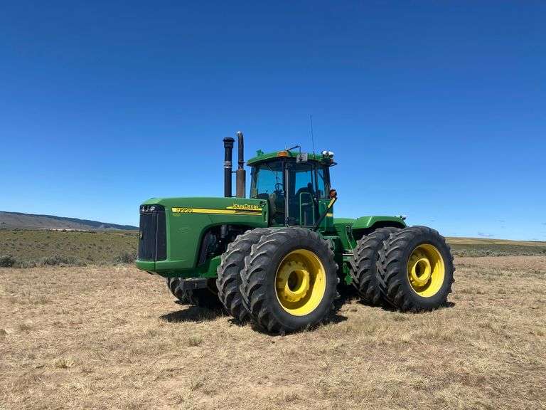 2002 John Deere 9220 Tractor - Booker Auction Company