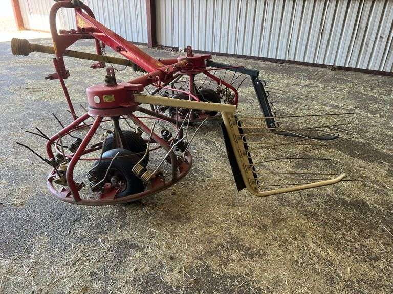 BE Haybob Tedder - Booker Auction Company